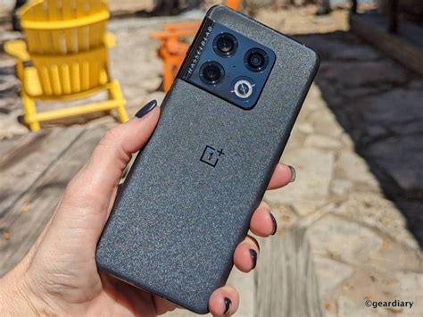 Oneplus Pro Review Fresh Design Super Fast Charging And Great Cameras Make This Pro Pop