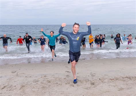 Synchrony Employees Take Polar Plunge For Charity