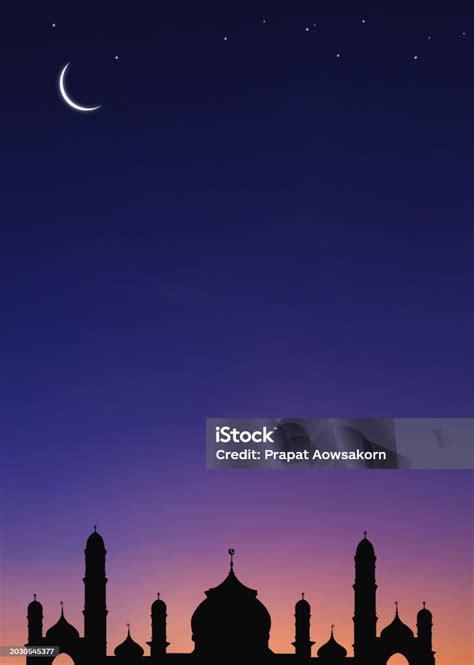 실루엣 모스크 돔과 초승달 밤 하늘 배경에 별과 함께 수직 프레임 상징 이슬람 종교 라마단 및 텍스트 삽화를위한 여유 공간 이슬람교에 대한 스톡 사진 및 기타 이미지