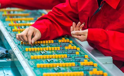 PCB Assembly Outsourcing Benefits Challenges Best Practices