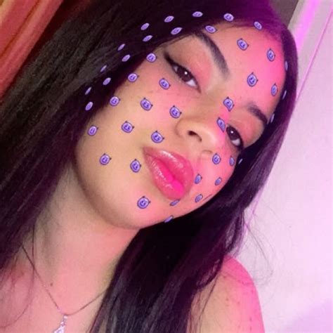 Eya Darouiche • Threads Say More