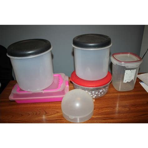 Tupperware Containers Cookie Cutters Bodnarus Auctioneering