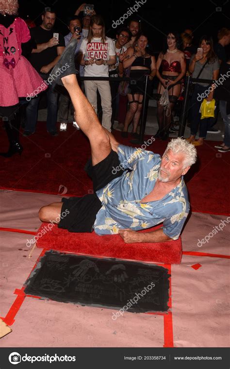 Actor Barry Bostwick — Stock Editorial Photo © Sbukley 203358734