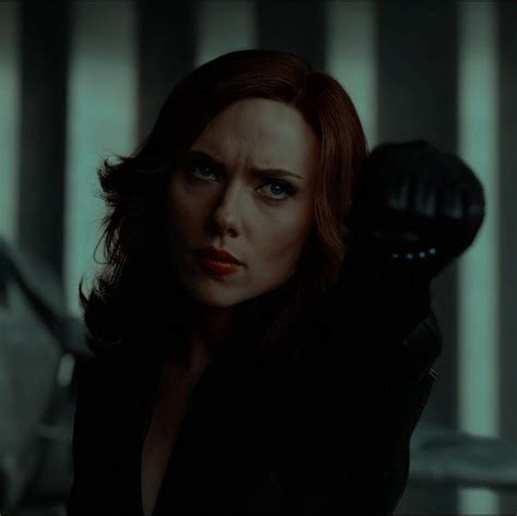 Pin oleh 𝒆𝒍𝒆𝒂𝒏𝒐𝒓 di icons