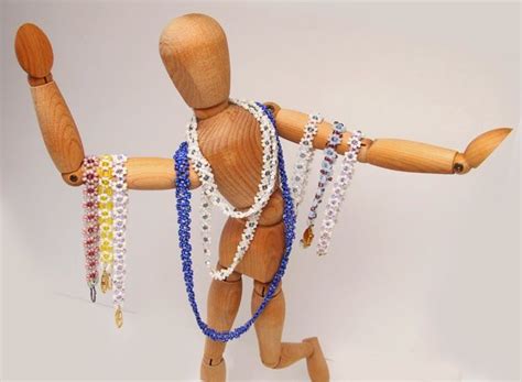 105 Best Free Bead Patterns Images On Pinterest Bead Patterns Beading Patterns And Pearler