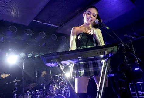 Madison Beer Sexy On Stage Hot Celebs Home