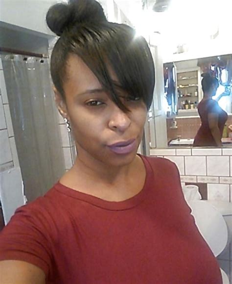 Cute Ebony Milf Rebonymatures