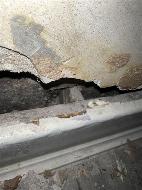 Missing Render And Plaster Behind Skirting Board All The Way Around