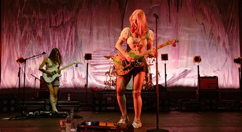 Wet Leg Live In London A Confident Sexy Return The Forty Five