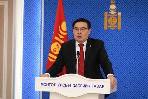 Г Занданшатар Засгийн газар улсын төсвийн хөрөнгөөр хайгуул хийж нээсэн ордуудыг төрийн мэдэлд