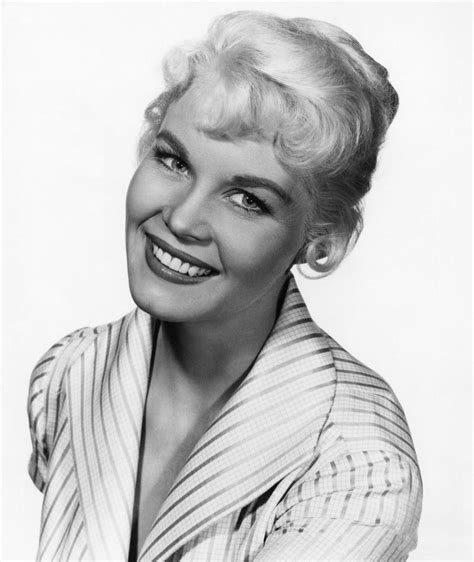Dorothy Provine Singer Dancer Actress