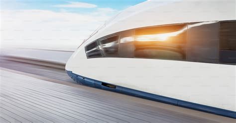 푸른 하늘을 배경으로 모션 블러 효과가있는 철도 여행 여객 열차 고속 사진 Unsplash의 산업 이미지