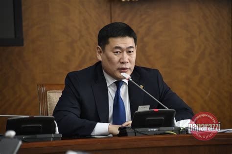 Л Оюун Эрдэнэ Ард иргэдэд парламентыг дахин сонгох эрхийг олгох нь зүйтэй гэж үзэж байна