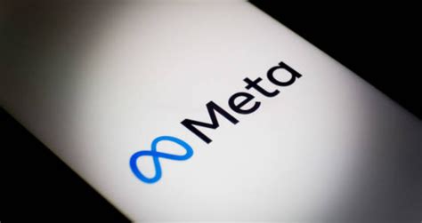 meta s new safety feature blocking nude images in teens private