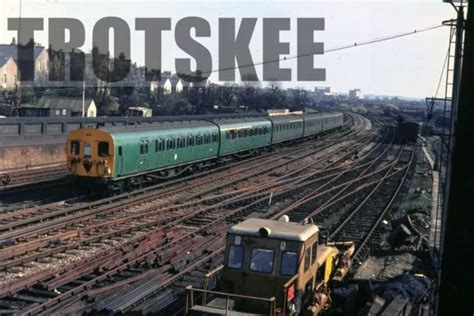 35mm Slide Br British Rail Electric Emu Class 2hal 2693 C1968 Original