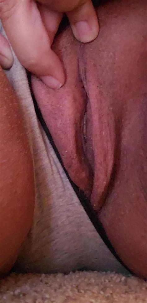 Tasty Pussy Porn Pic