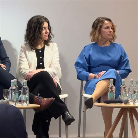 Analog Quantumcomputing Quantumcomputing Quantumtech Innovation Qilimanjaro Quantum Tech