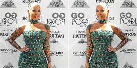 Amber Rose Breast Reduction Photos Beforeafter Yourtango