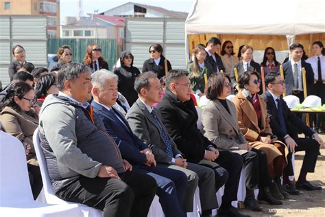 Хууль зүйн байнгын хорооны дарга Д Цогтбаатар Дархан Уул аймгийн шүүхийн барилгын шав тавих