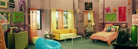 Colorful And Cozy Room Decor