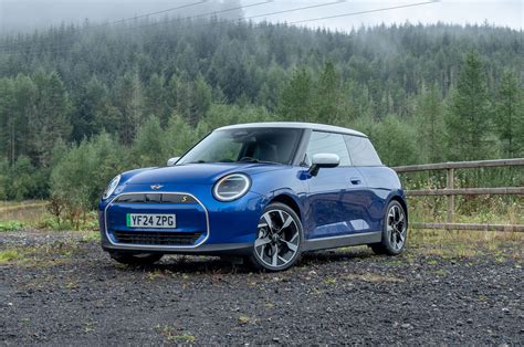 New All Electric Mini Cooper Mini Moments Of Magic Youll Love Wsg Consumer Knowledge Hub