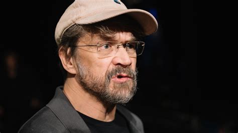 Krutý Konec Legendární Dan Bárta Se Možná Nikdy Nevrátí Ke Skupině J A R Hrozí Doživotní