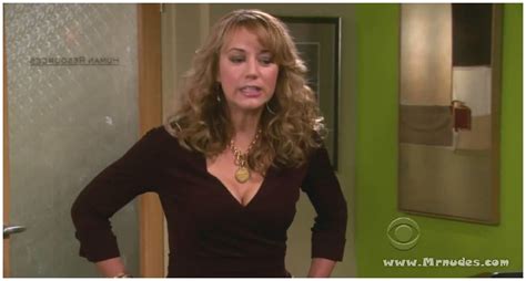 Megyn Price Nue Dans Rules Of Engagement