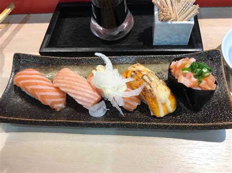 Kuromon Sakae Sushi Nippombashi Restaurant Reviews Photos And Phone