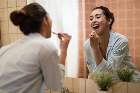 Brushing Vs Flossing What Should You Prioritize