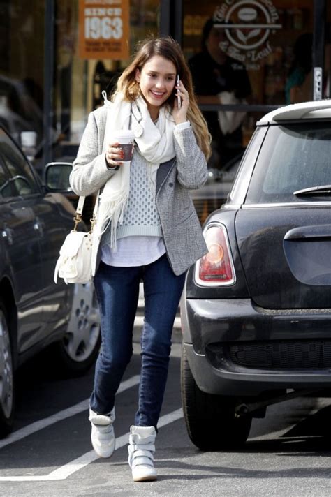 Jessica Alba Coffee Bean February 8 2013 Star Style