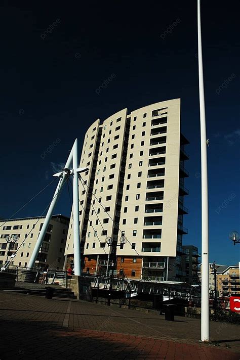 White Building Building Path High Photo Background And Picture For Free