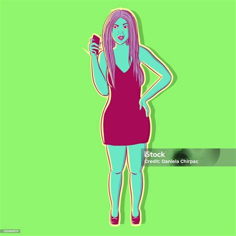 가톨릭 성경에서 부러워 자본 죄의 개념 예술 질투하는 여자는 일어서서 스마트 폰을보고 인터넷을 검색합니다 혐오스러운 얼굴 표정을 가진 소녀 Brand Name Smart