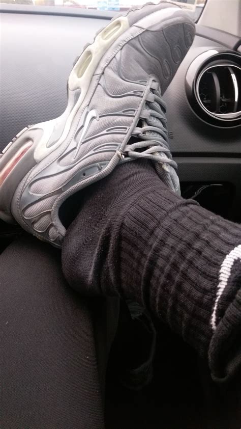 Épinglé par Kevin sur Sneakers Nike AM Plus Tn Chaussettes nike Chaussettes homme Nike