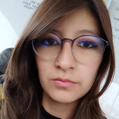 Jennifer Ponce S Instagram Twitter Facebook On Idcrawl