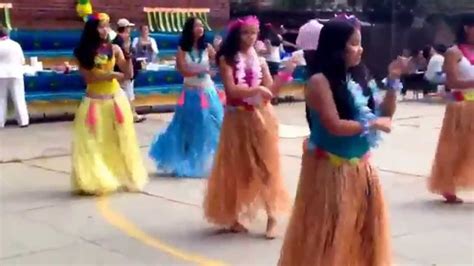 Pearly Shells Tiny Bubbles Hawaiian Dance Fame Youtube