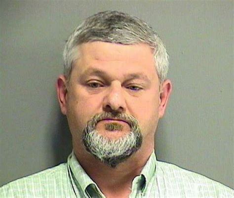 Dea Agents Sold Opioids Stole Cash And Falsely Identified Drug Suspects Say Feds