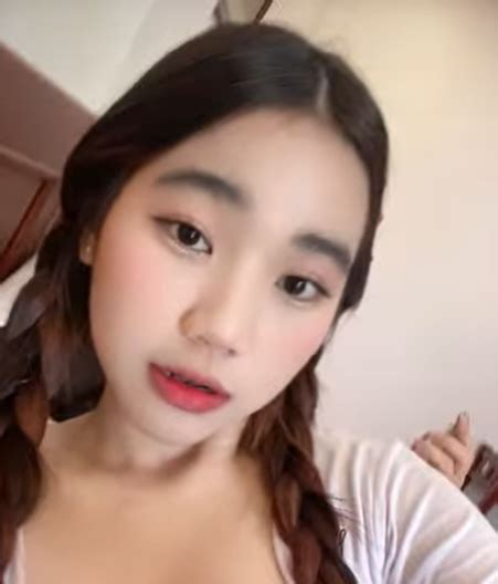 ຄລິບຫລຸດສາວລາວ