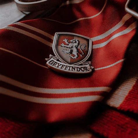𝐀 𝐖 Wiki Harry Potter Amino