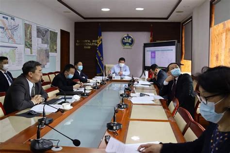 БАРИЛГА ХОТ БАЙГУУЛАЛТЫН САЙДЫН ЗӨВЛӨЛ ХУРАЛДАЖ БАЙНА