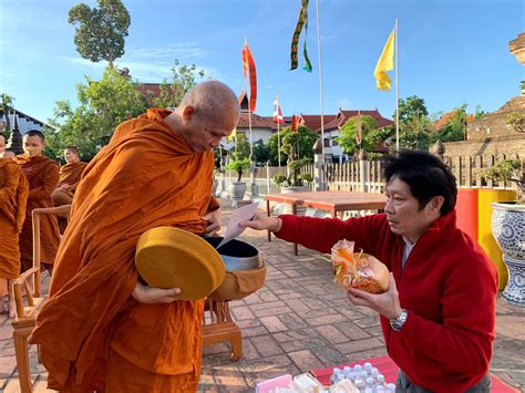 📸ภาพบรรยากาศ ตักบาตรโชติกา สืบสานประเพณี เสริมมงคลรับปีเถาะ” ทำบุญต้อนรับวันใหม่ หนาวนี้ที่