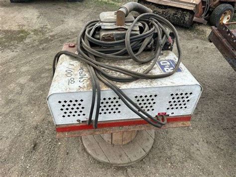 18hp Gas Generator Unknown Working Condition Fragodt Auction And Real Estate Llc