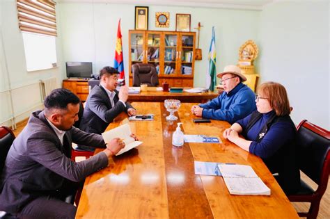 Ц Туваан гишүүн Төв аймгийн Мөнгөнморьт суманд ажиллалаа