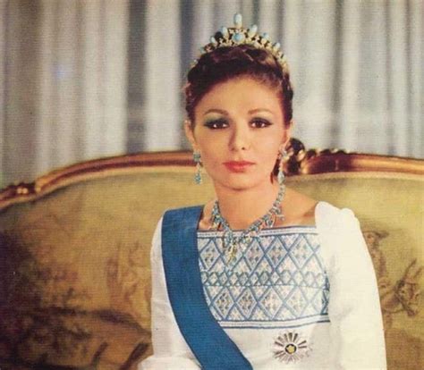 دکوراسیون شیک و سلطنتی اتاق خواب فرح پهلوی عکس چیدانه