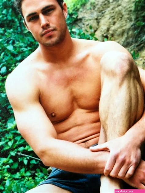 Taylor Kinney Nude Sex Leaks