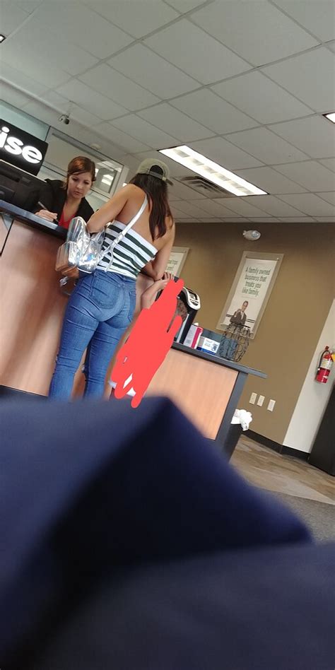 Sexy Mami With Nice Tight Ass Tight Jeans Forum