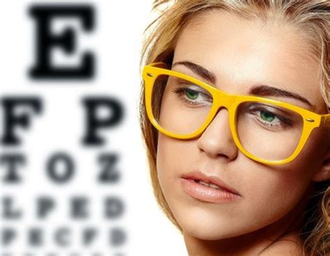 Один глаз видит хуже другого