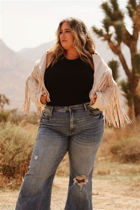Jolene Cream Fringe Jacket Love Lavender Boutique Western Outfits