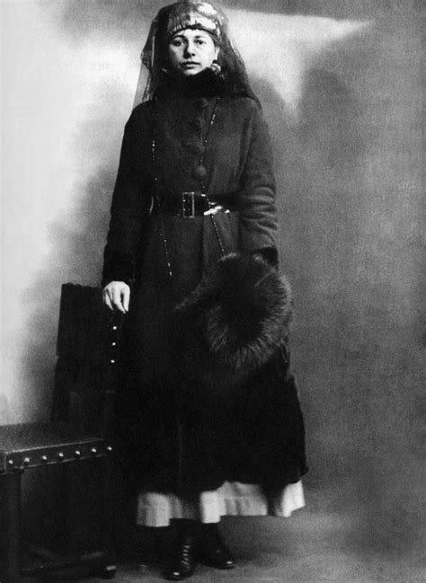 Cherchez La Femme Mata Hari Female Spy Of The Great War Bonjour Paris