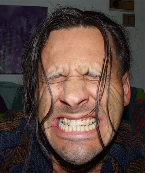 무료 이미지 남자 사람 귀엽다 초상화 표정 헤어 스타일 미소 수염 긴 머리 코 뺨 피부 입술 고통 오르간 이 웃음 매력적인 감정 자동