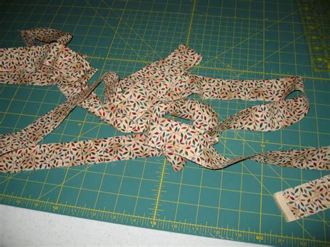 LIFE WITH LYNN Table Topper Quilt Step By Step